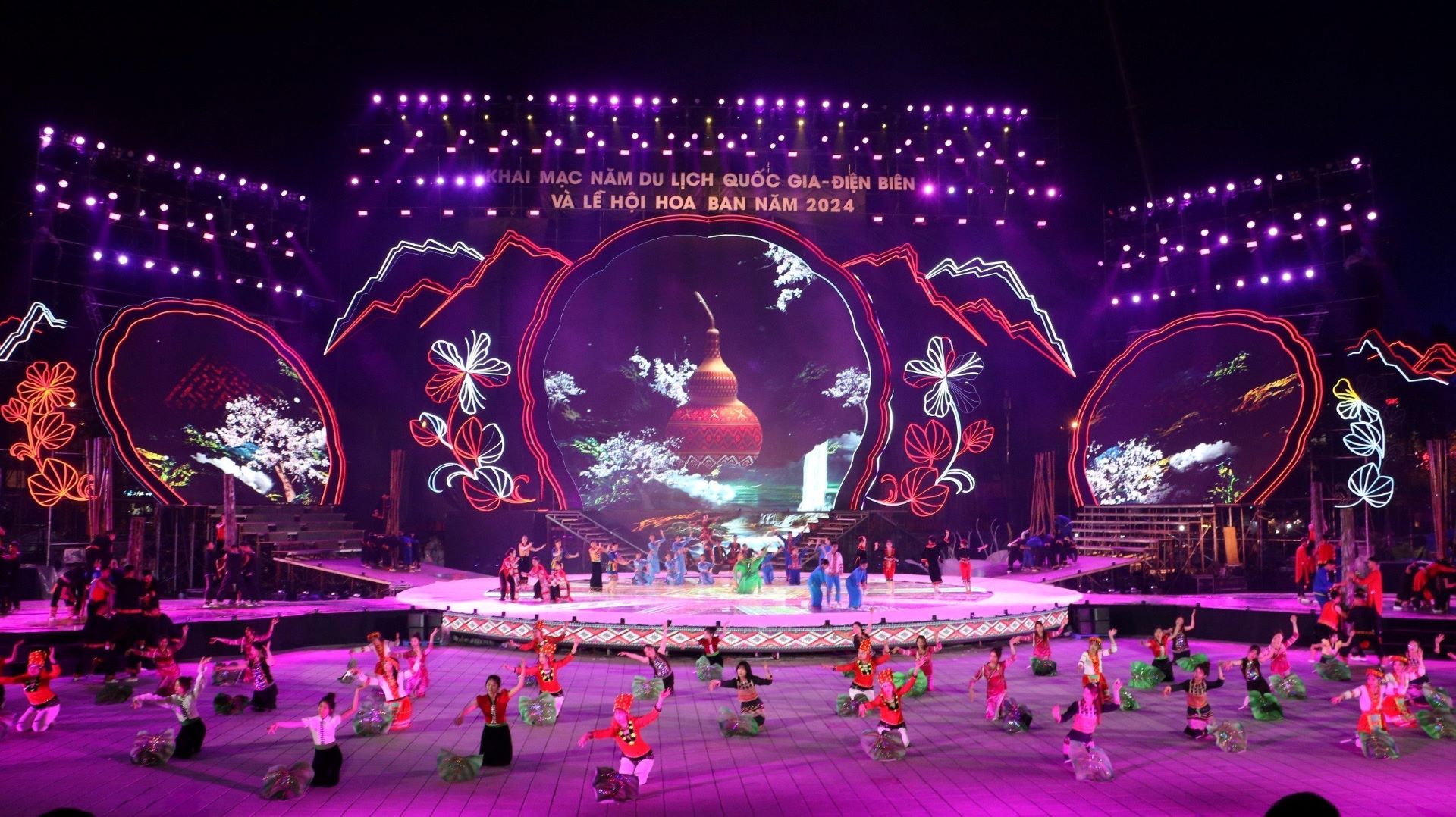 Ban Flower Festival 2025 - A unique cultural and tourist destination in ...